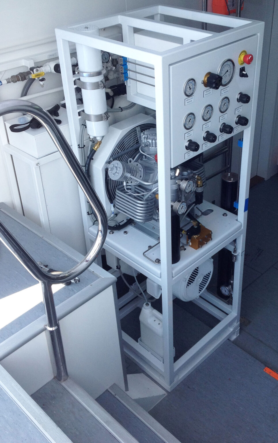 Air-Cooled Dive Compressor Systems – Moondog Dive Outfitters